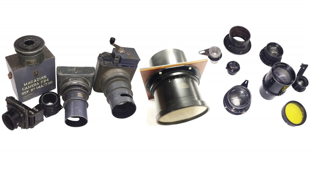 Air Ministry cameras and lenses in Sunday 23rd June Auction - Unique ...